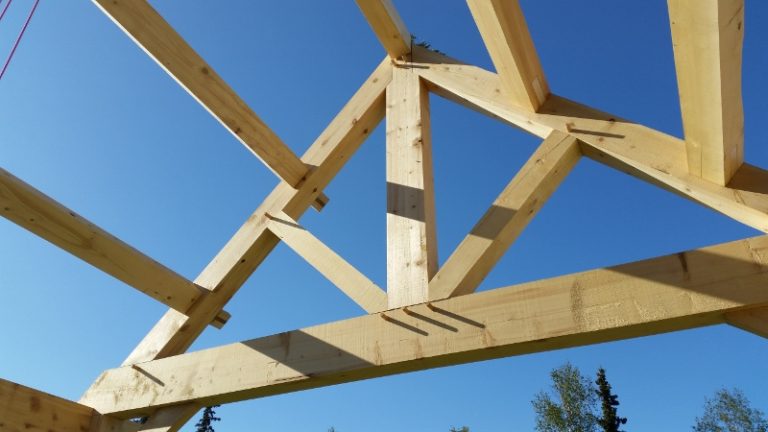 Inside View of End Truss (800x450) | WoodMizer Alaska